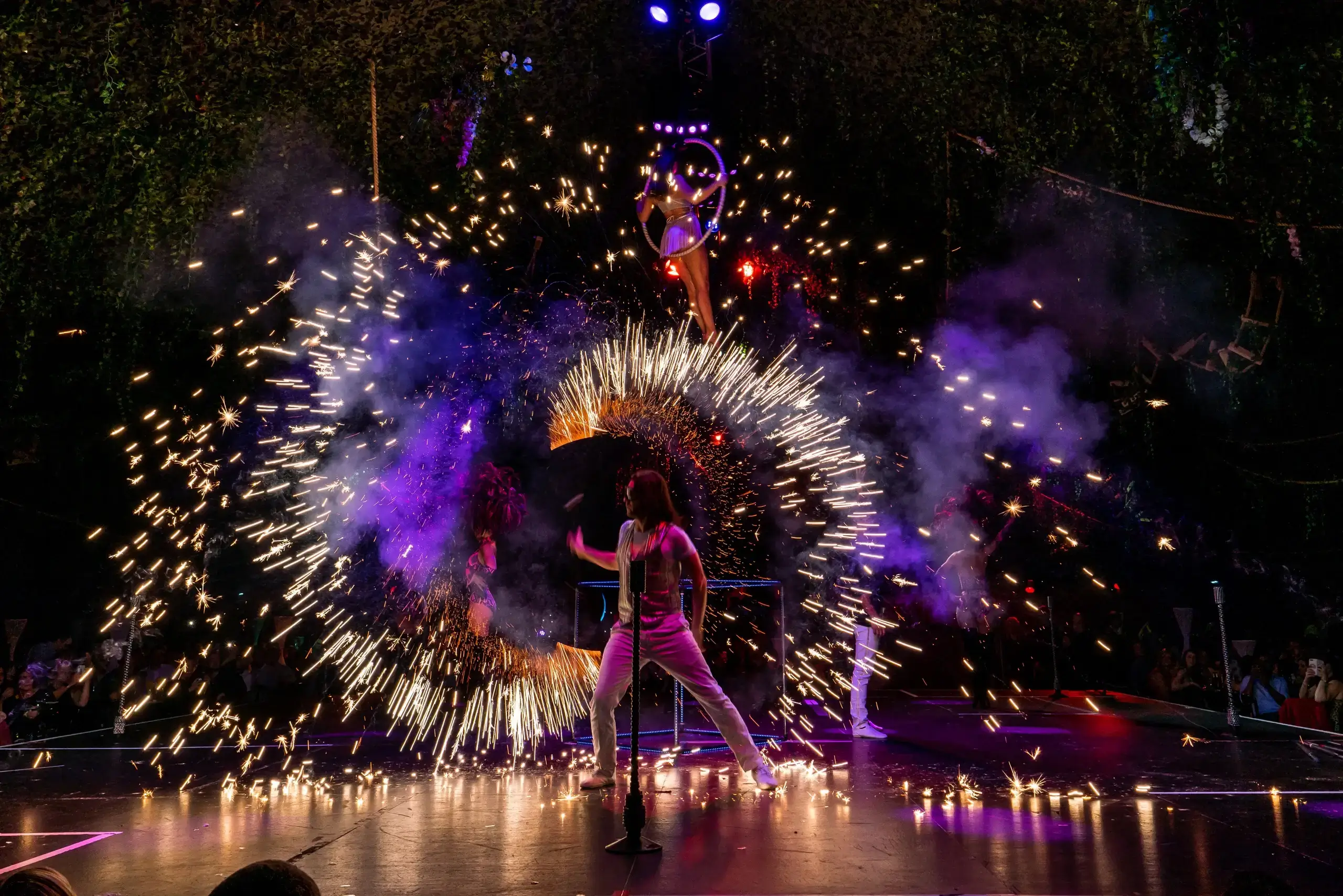 Spectacular Christmas Party Events - Xmas Parties from Best Parties Ever